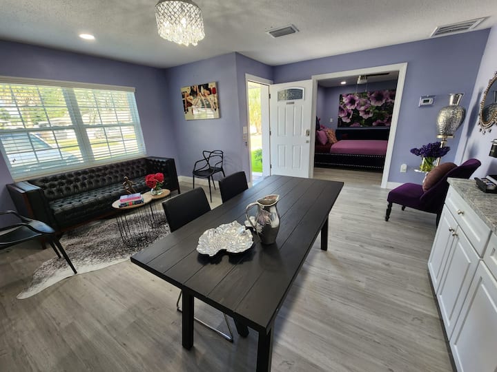 K1 Mimi’s Ste - Tampa, FL