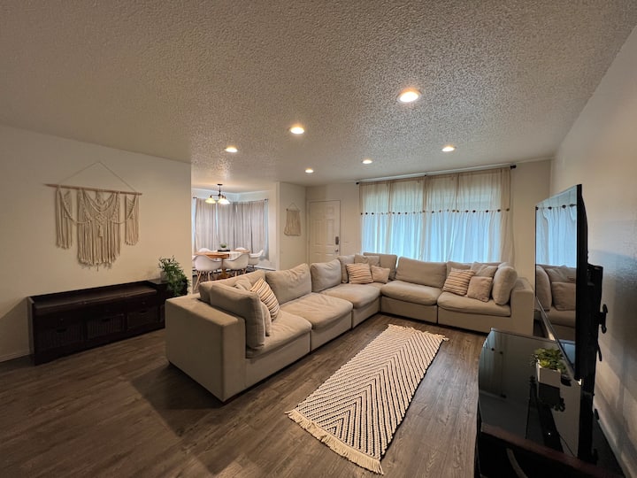 Boho Bunk Abode - Long Lake, Anchorage
