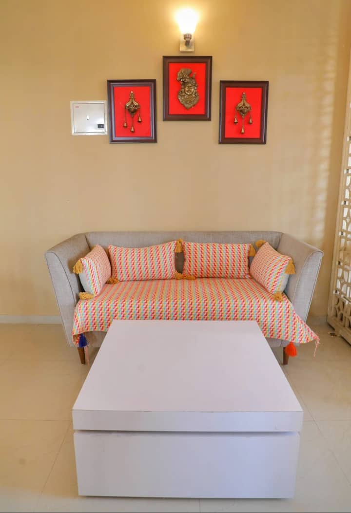 Madhavi Kunj Luxurios 1bhk House - Vrindavan