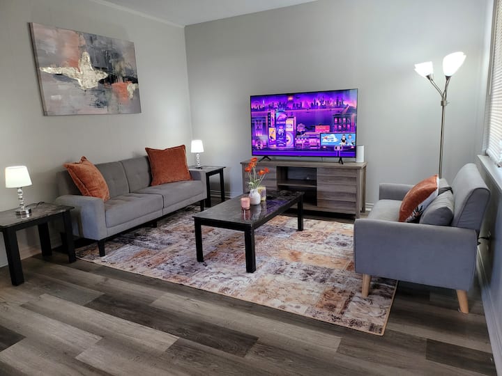 Cozy Apt#5 Upstairwith 2bd1bt &1 Parking - Little Rock, AR