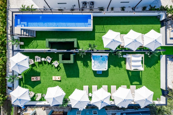 Milos Luxe Stay-new Pool W/ Beach Views*sleeps 34* - Indian Rocks Beach, FL