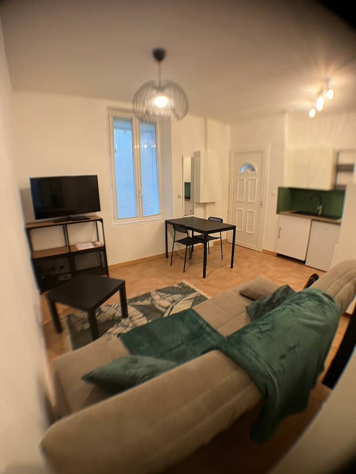 Superbe Studio Avec Coin Nuit - Port-de-Bouc