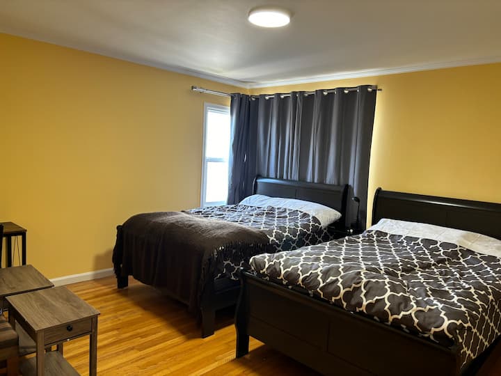 R4 Sunny Room - San Francisco, CA