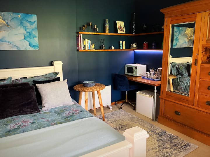 The Blue Room - Myrtleford