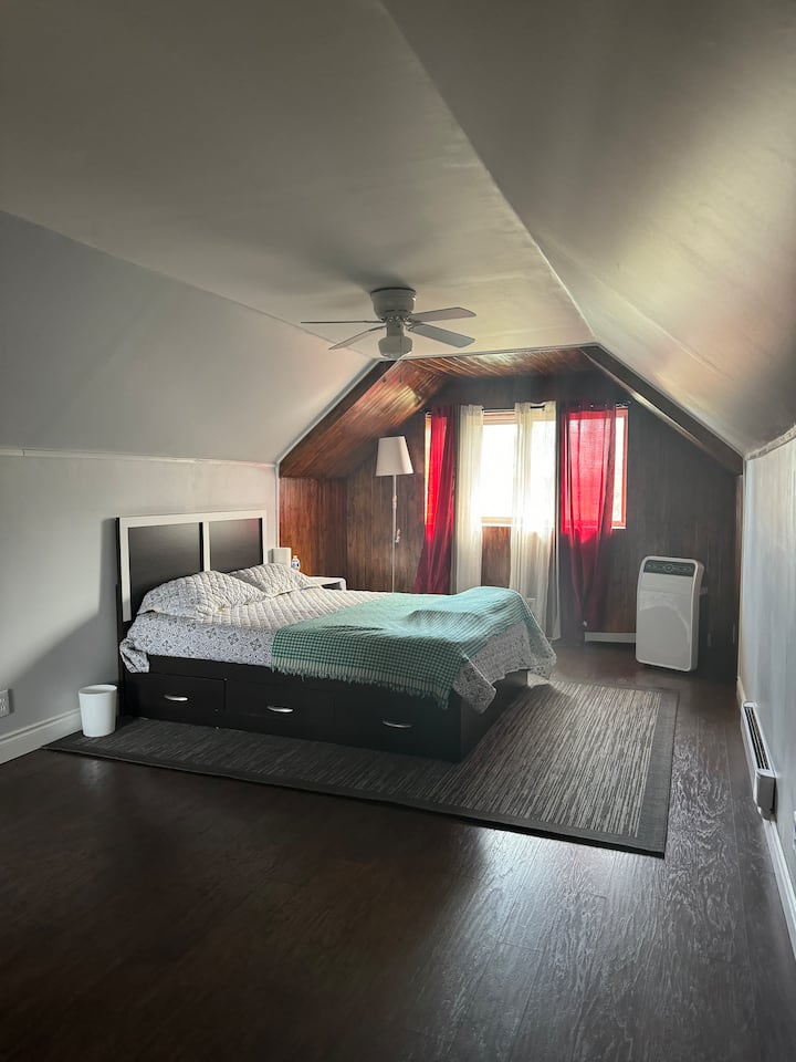 A Beautiful Cozy Oasis Waits You - Caledon