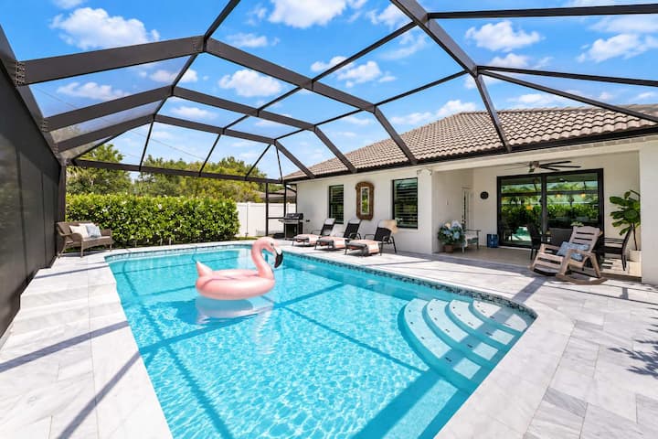 561 Blue Haven Retreat · 2000 Steps To The Beach - Naples Park, FL