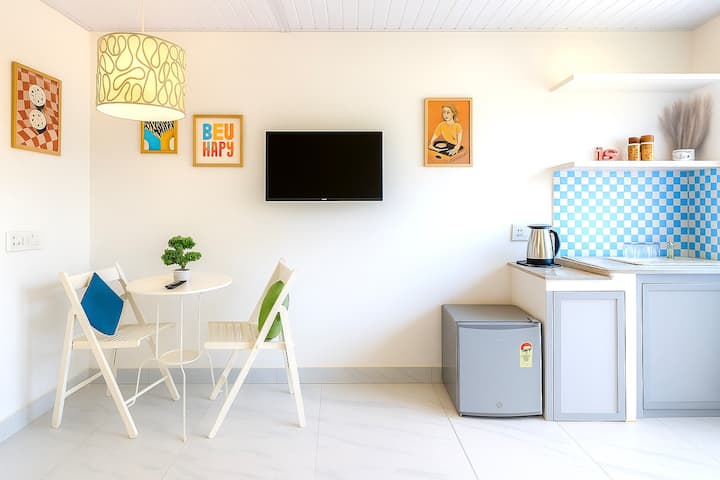 The Cheerful Little Bandra Studio - Mumbai (Bombay)
