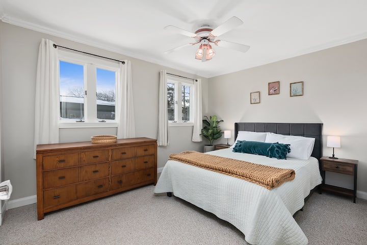 Close To O’hare | Near Hospitals - Arlington Heights, IL