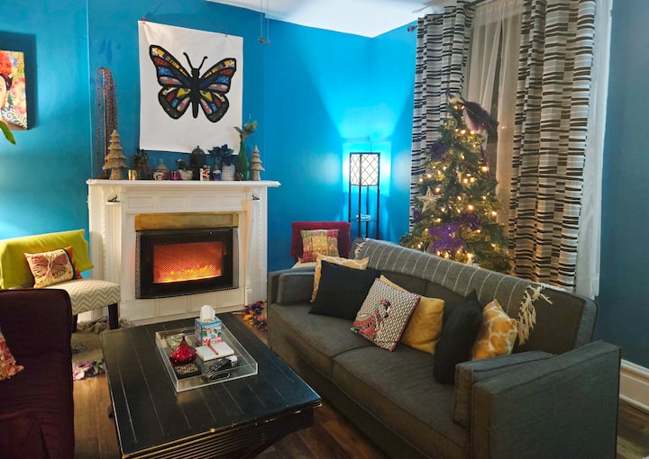 Gorgeous, Spacious Full Apartment On Quiet Block - St. Louis, MO