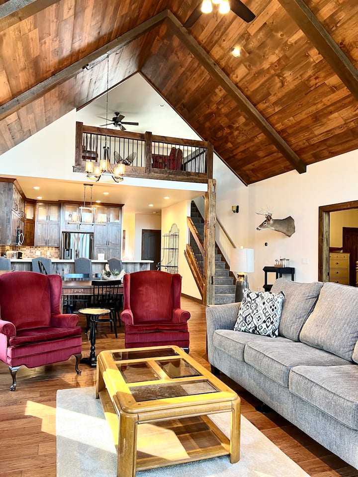 On Manitowish Chain! 4 Bdr! - Manitowish Waters, WI