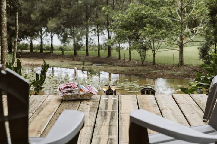 Wallaby - Private 2 Bedroom, 1 Bathroom Cottage - Queensland