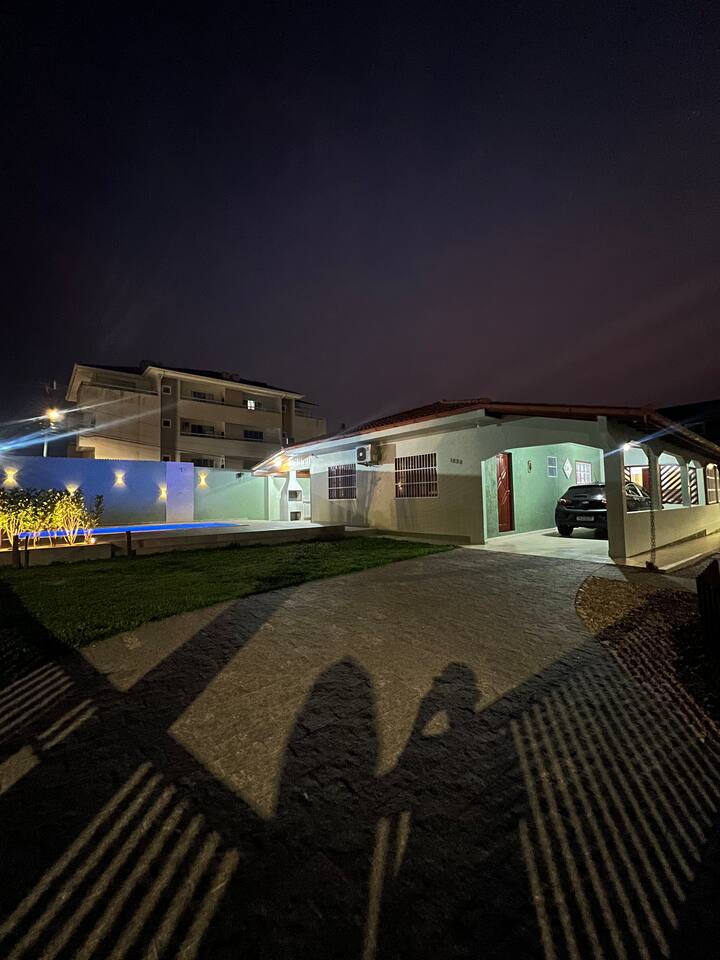 Casa Na Praia Dos Ingleses Ambiente Familiar! - Florianópolis