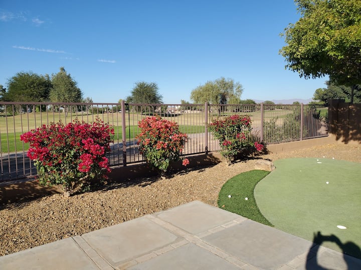 Clean And Comfortable Home - Queen Creek, AZ