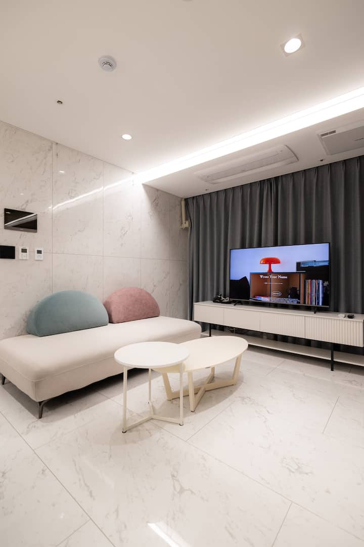 Gangnam Luxury Room 2 Bed (Q+q) - 과천시