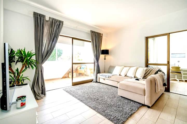 Bright Apartment With Pool Near Vilamoura Marina - Vilamoura