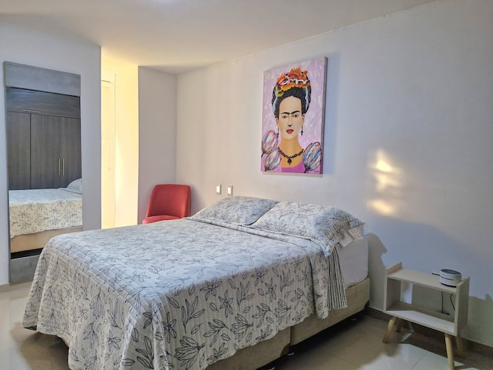 Lili Loft 702 -Waiwa Host - Bucaramanga