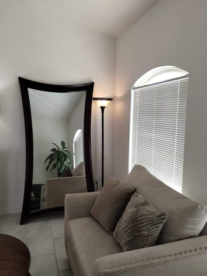 Holiday 10 Beds 4 Bedrooms New House 1 - El Paso, TX