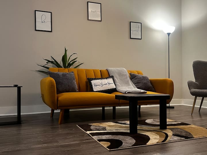 Downtown| Spacious Bham Loft W/ Convenient Parking - Birmingham, AL