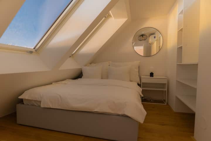 Two Leveled Penthouse Schönbrunn - Wien