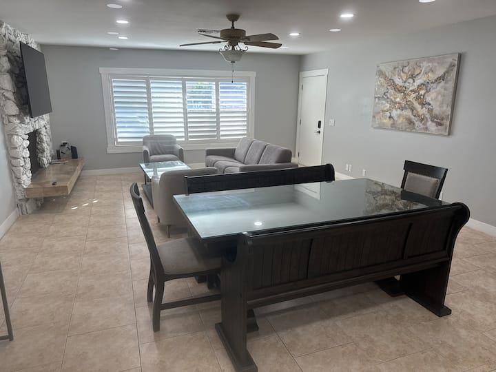 .5 Mi-little Saigon/6miitodisneyland2bed2bathsofa - ガーデン・グローブ, CA