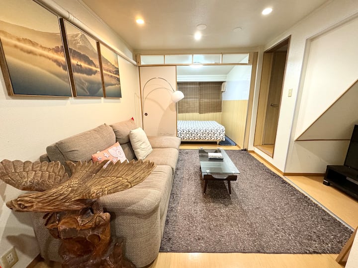 景点内!关西机场直达,通天阁/新世界徒步1分钟独栋小别墅!地下铁2分钟jr3分钟,難波心斋桥10分 - Osaka, Japan