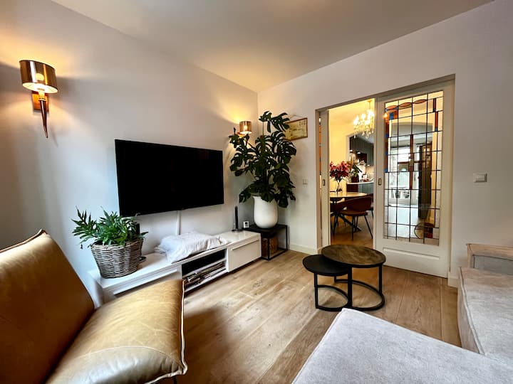 Moderne Woning In Centrum Met Zonnig Tuin. - Amsterdam