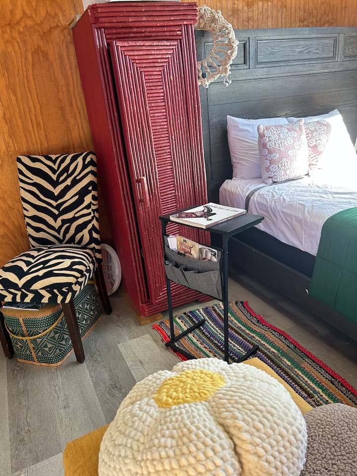 Wine Country Glamping Bed Breakfast En-suite - ドリッピング・スプリングス, TX