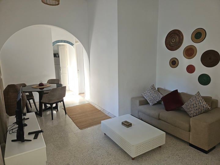 Marsa Corniche Simple, Calm Stay, 5min Walk To Sea - Sidi Bou Saïd