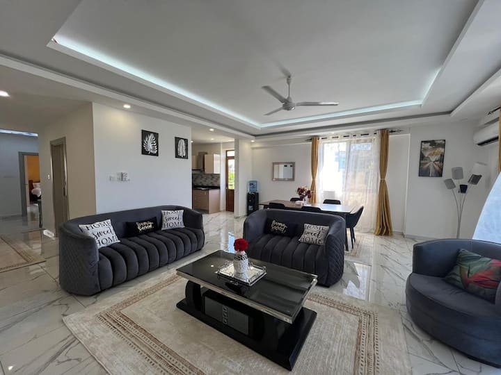 New Luxe 3 Br Oceanview Nyali - Mombasa