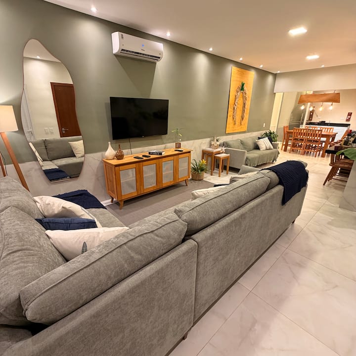 Casa Com 3 Suítes Em Condomínio Fechado C/ Piscina - São Sebastião