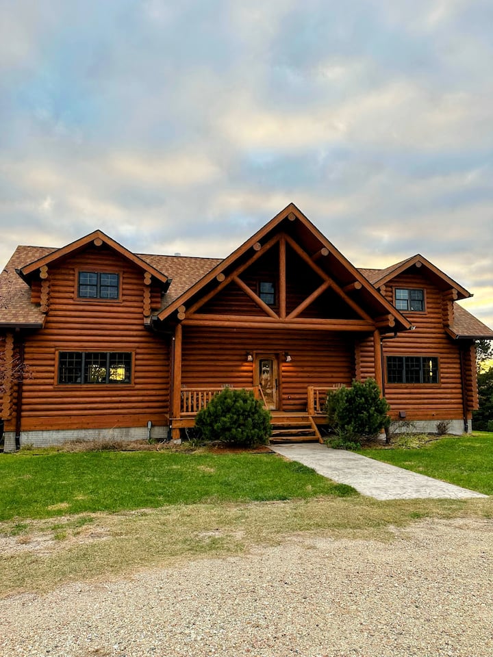 Coyote Hill Cabin - Nebraska