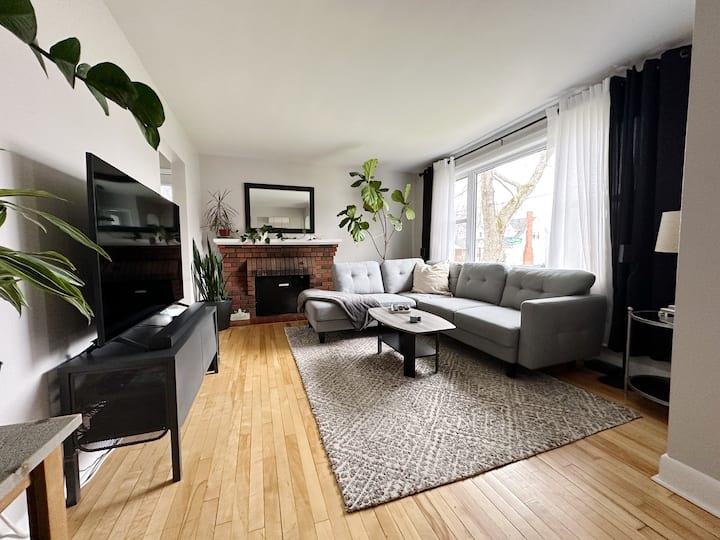 Cozy 3 Bedroom Home - Moncton