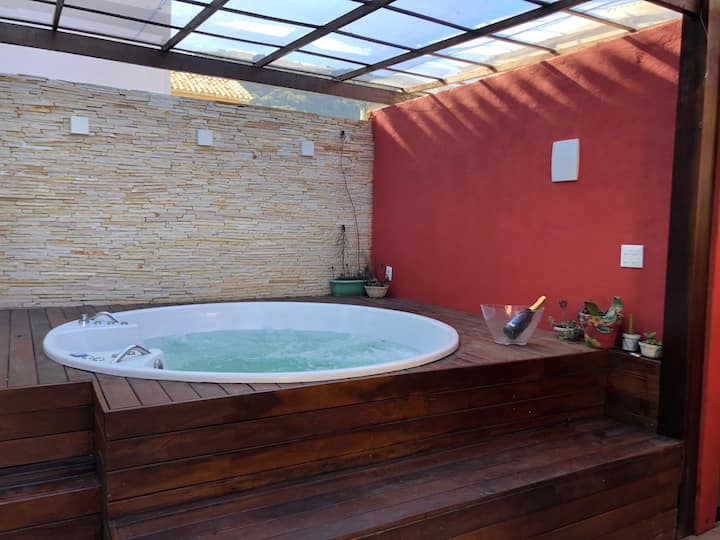 Suíte Com Hidro - Espaço Para Viver E Relaxar! - Niterói