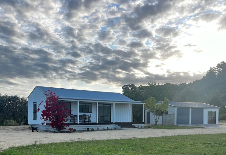 Burnlie Orchards Cottage - Napier