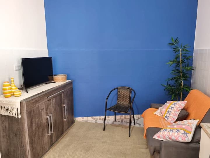 No Centro A 3 Min Da Praia, Wi-fi E Churrasqueira - Peruíbe