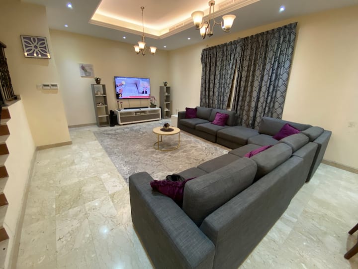 3 Bedroom Villa In Sharjah Near Corniche - Ajman