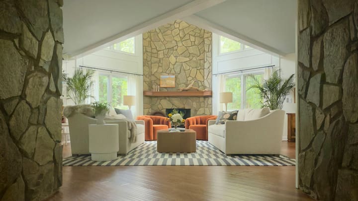Cary High-end Spacious Wooded Retreat, Near All. - Apex, NC