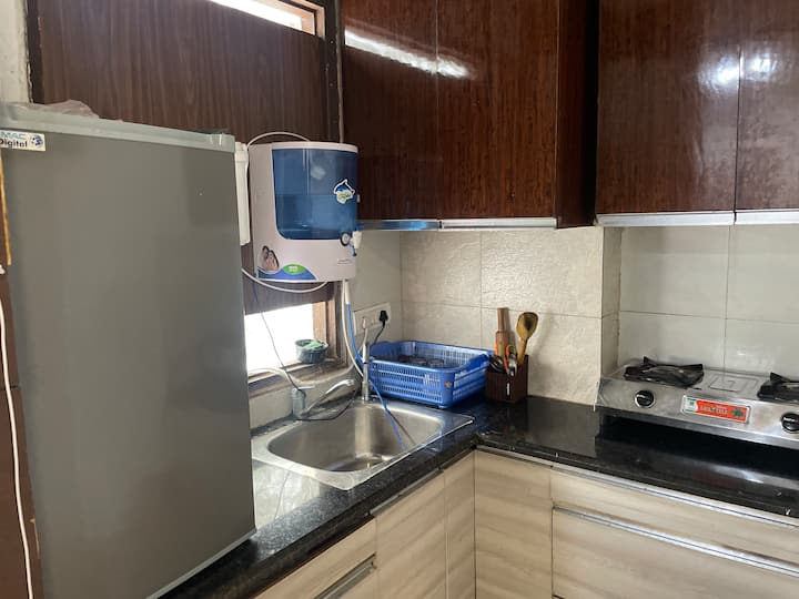 2 Bhk Flat With Wifi And Lift South Delhi - Nueva Delhi
