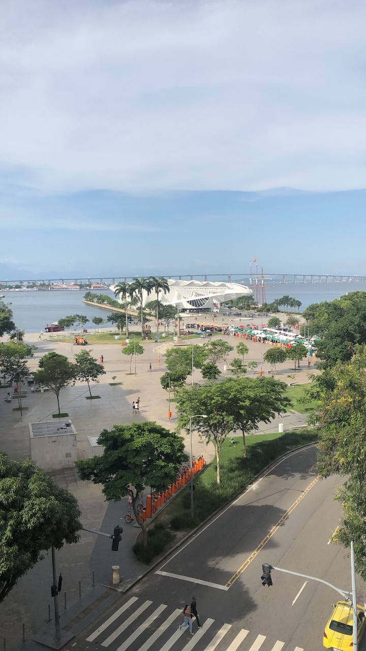 Suíte 203 Completa Na Praça Mauá - Rio de Janeiro