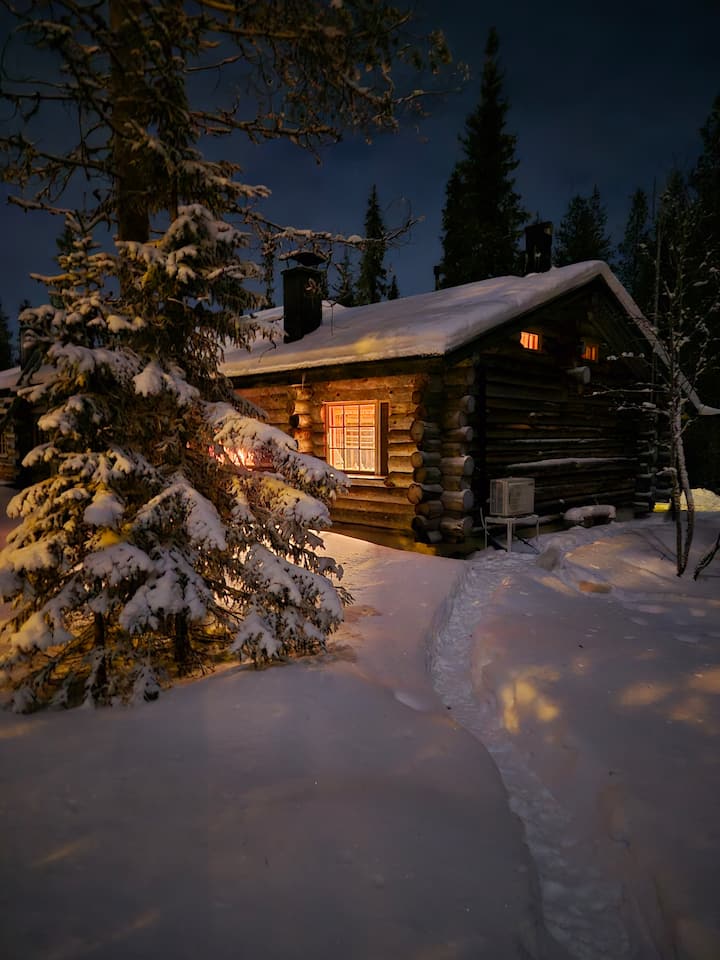 Tunnelmallinen Kelomökki - 