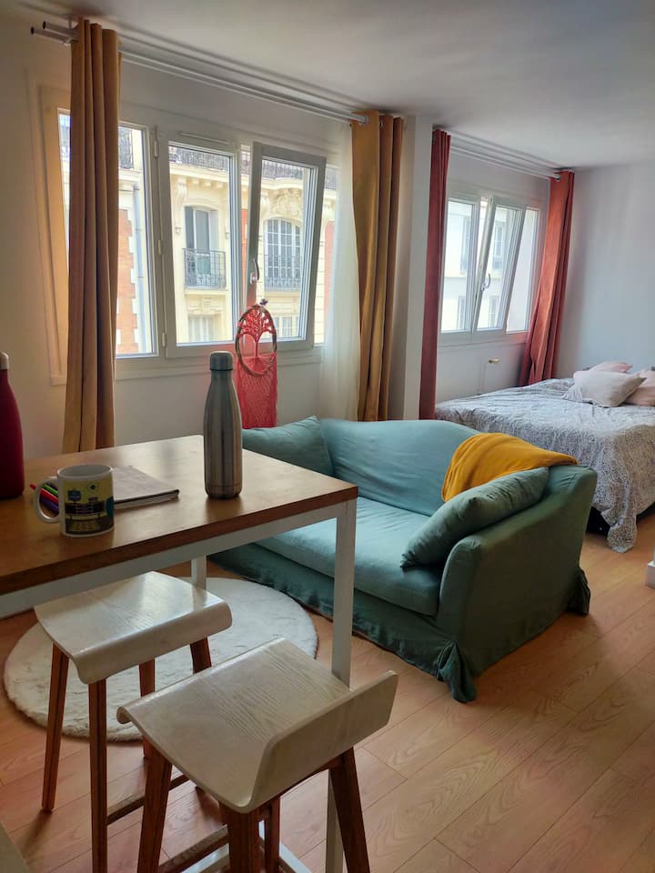 Studio Bas Butte Montmartre - París