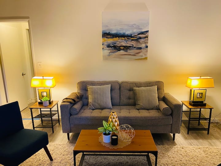 Spacious & Private 1bedroom /1bath Apt In Westla - Santa Monica, CA