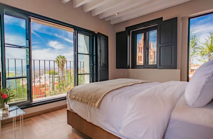 Suite De Lujo Con Terraza Panorámica - San Miguel de Allende