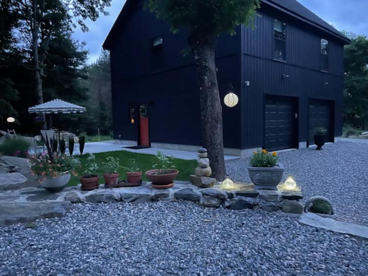 Guesthouse At Bantam Woods - 2 Bedrooms - Litchfield, CT