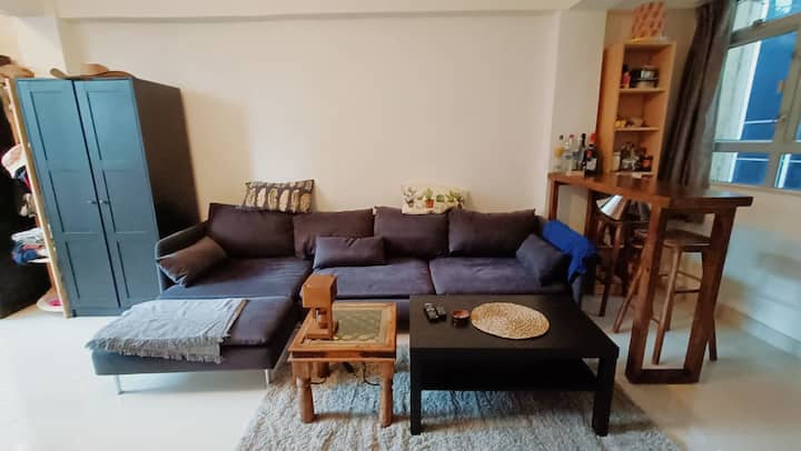 Central Soho Big Cozy Studio With Private Rooftop - Hong Kong