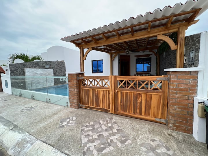 Casa Con Piscina Punta Carnero - La Libertad
