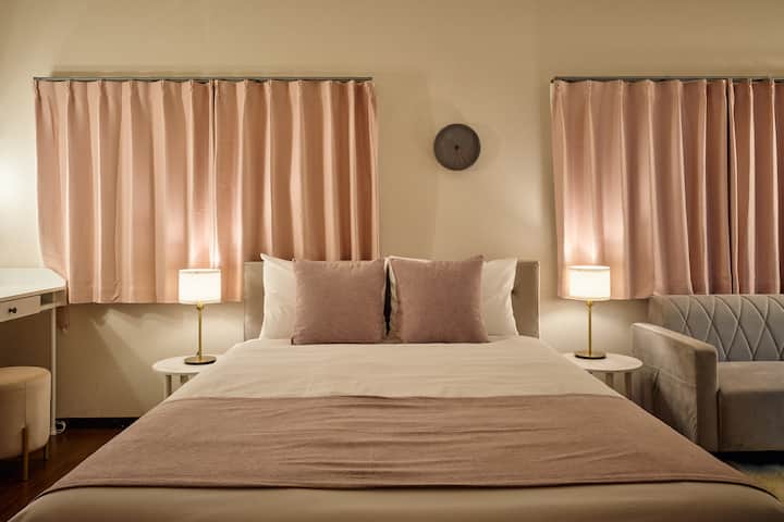 301 | A Chic Girls’ Hideaway In Japan - Osaka, Japan