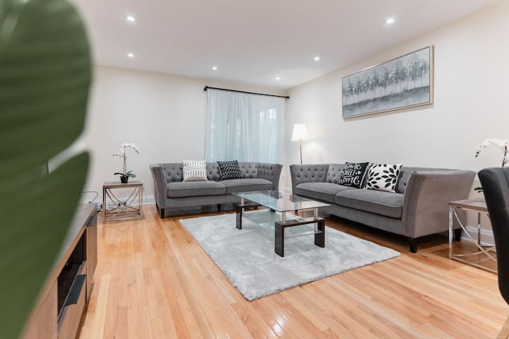Room#2 In City Centre Mississauga Fully Furnished - Mississauga