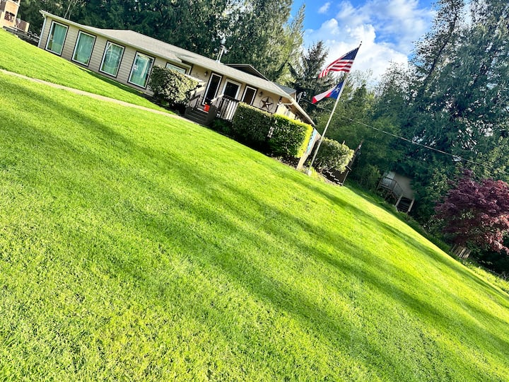 Countryside Escape - Enumclaw, WA