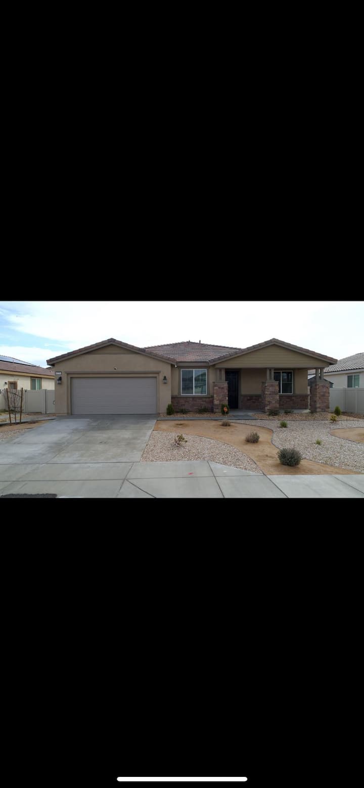 The Lancaster Gem! - Lancaster, CA